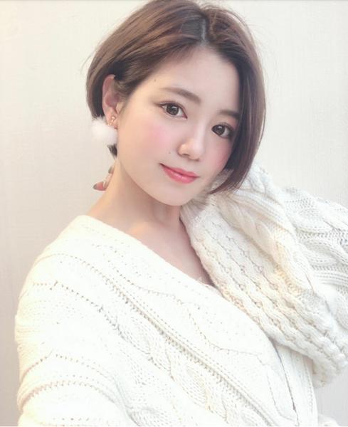 IKKOが魔法の鏡を買った - 唇へのボケ[79986825] - ボケて（bokete）