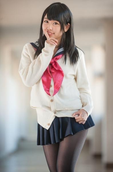 ガチャでSSR美女が当たった瞬間 - 学生服へのボケ[107834969] - ボケて（bokete）